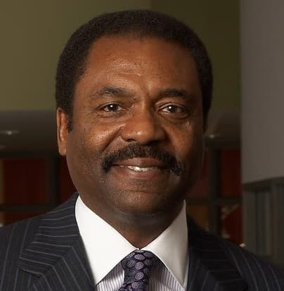 Sosok David Steward, Anak Pemulung yang Jadi Konglomerat Berharta Rp114 ...