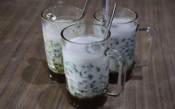 Asal Usul Es Cendol Elizabeth, Kuliner Tradisional Khas Bandung | News+ ...