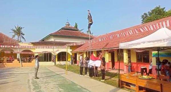 Biodata dan Profil Sadam Permana: Umur, Agama dan Instagram, Mahasiswa ...